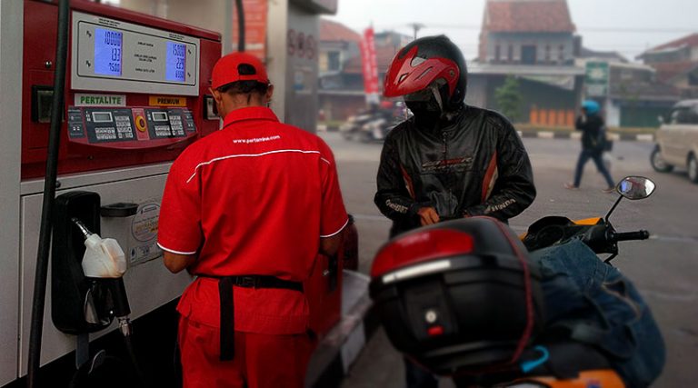 Pelayanan Petugas SPBU 54.622.14 Tidak Sopan