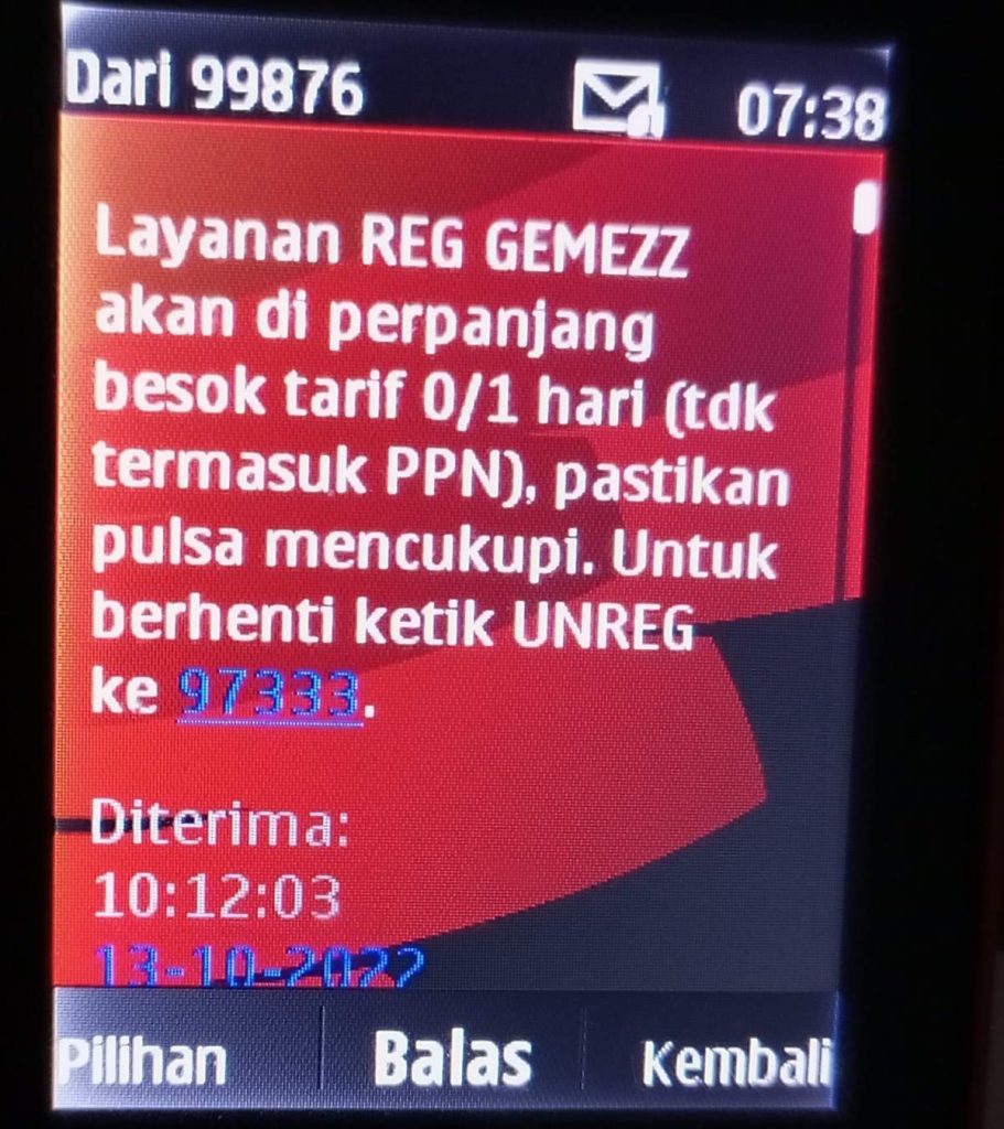 Tri Sedot Pulsa Sepihak Lewat Langganan Konten Premium