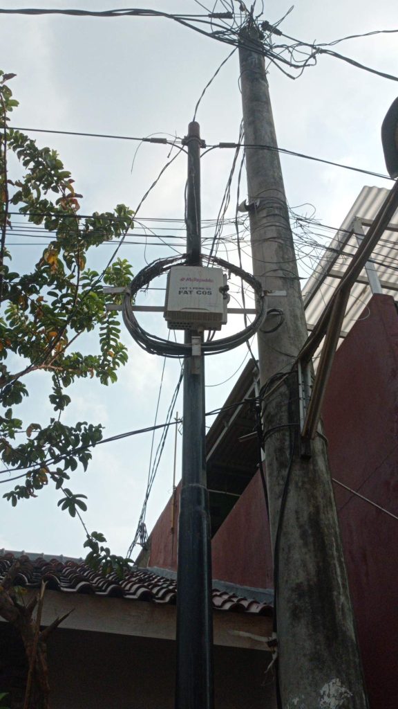 Pelayanan Buruk MyRepublic dalam Memperbaiki Kabel Terputus Akibat Tiang PLN Terbakar