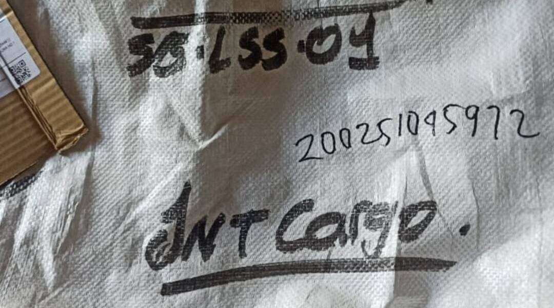 JNT Cargo Paket Tertukar Tak Kunjung Ada Penjelasan!
