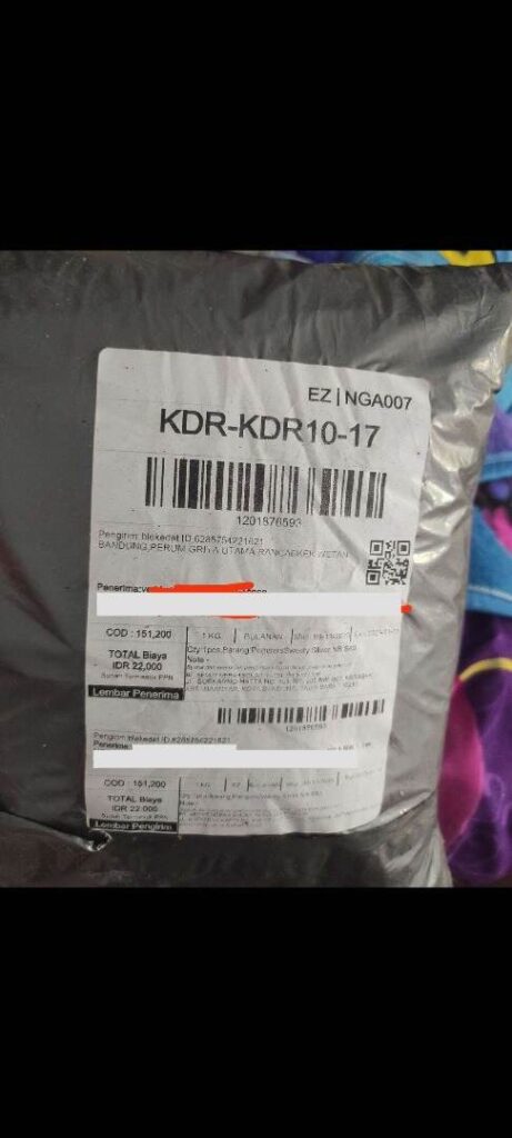 Fitur COD J&T Disalahgunakan untuk Kirim Paket Asal