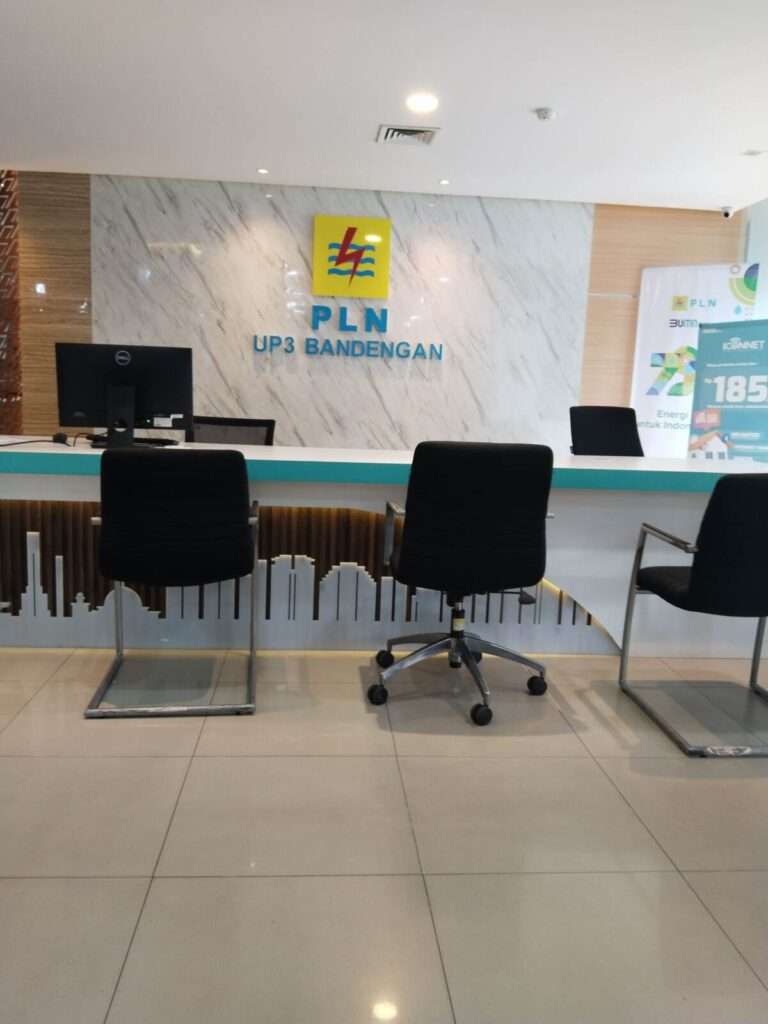 Pelayanan PLN Tidak Profesional dan Transparan